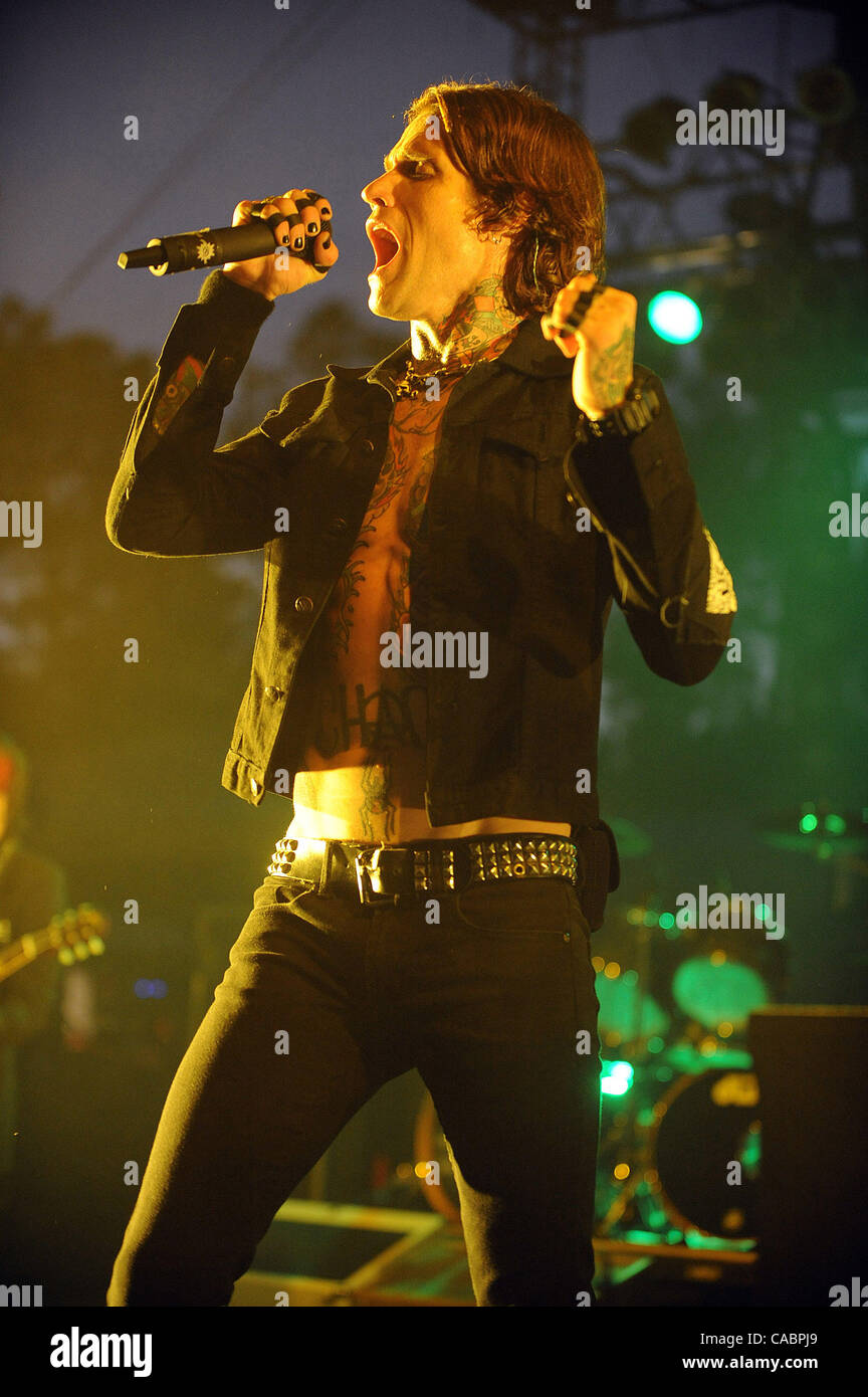 Sep. 4, 2010 - Jacksonville, North Carolina; USA - Singer JOSH TODD of ...