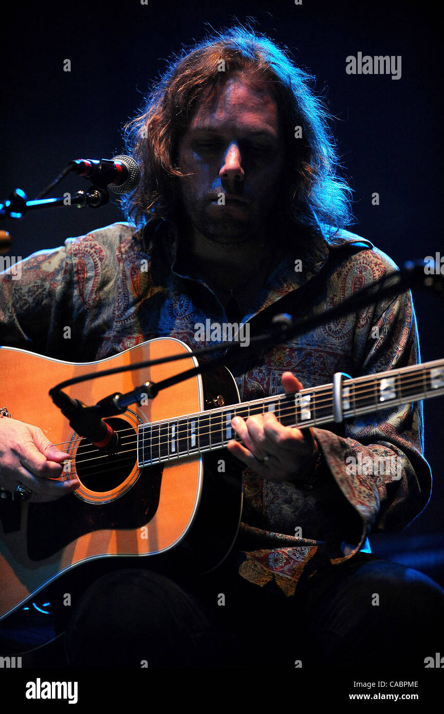 Sept 17, 2010 - Raleigh, North Carolina; USA - Guitarist RICH ROBINSON ...