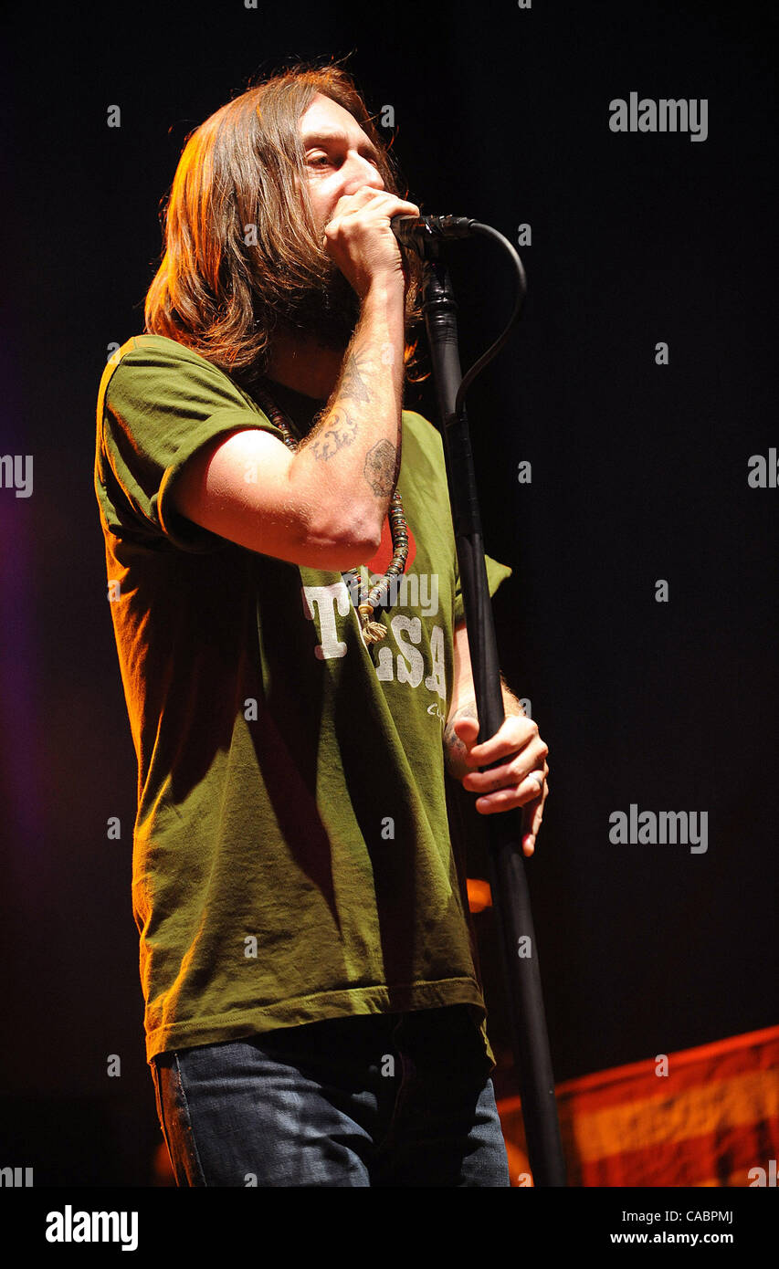 Sept 17, 2010 - Raleigh, North Carolina; USA - Singer CHRIS ROBINSON of ...