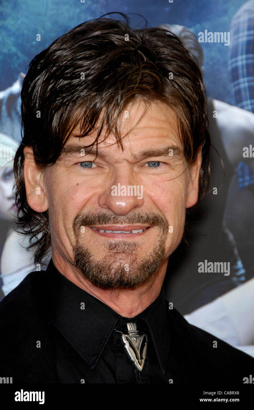 Don swayze hi-res stock photography and images - Alamy