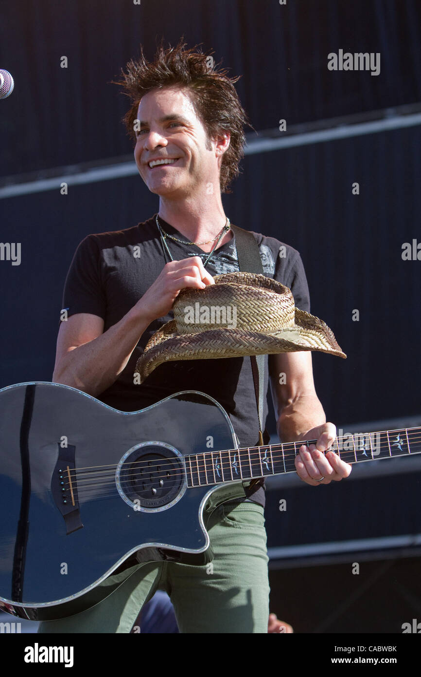 Pat monahan hi-res stock photography and images - Alamy