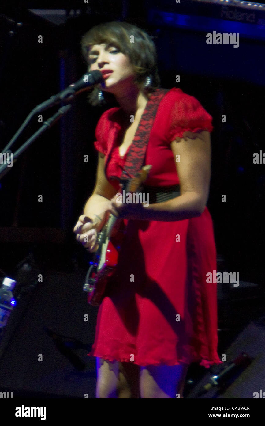 Aug. 19, 2010 - Morrison, Colorado, U.S. - Vocalist/guitarist/pianist ...