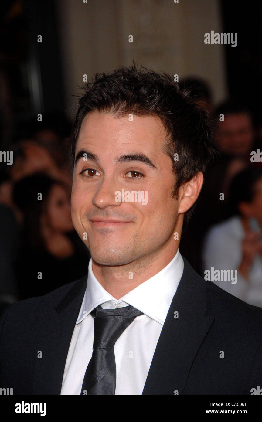 Sean wing hi-res stock photography and images - Alamy