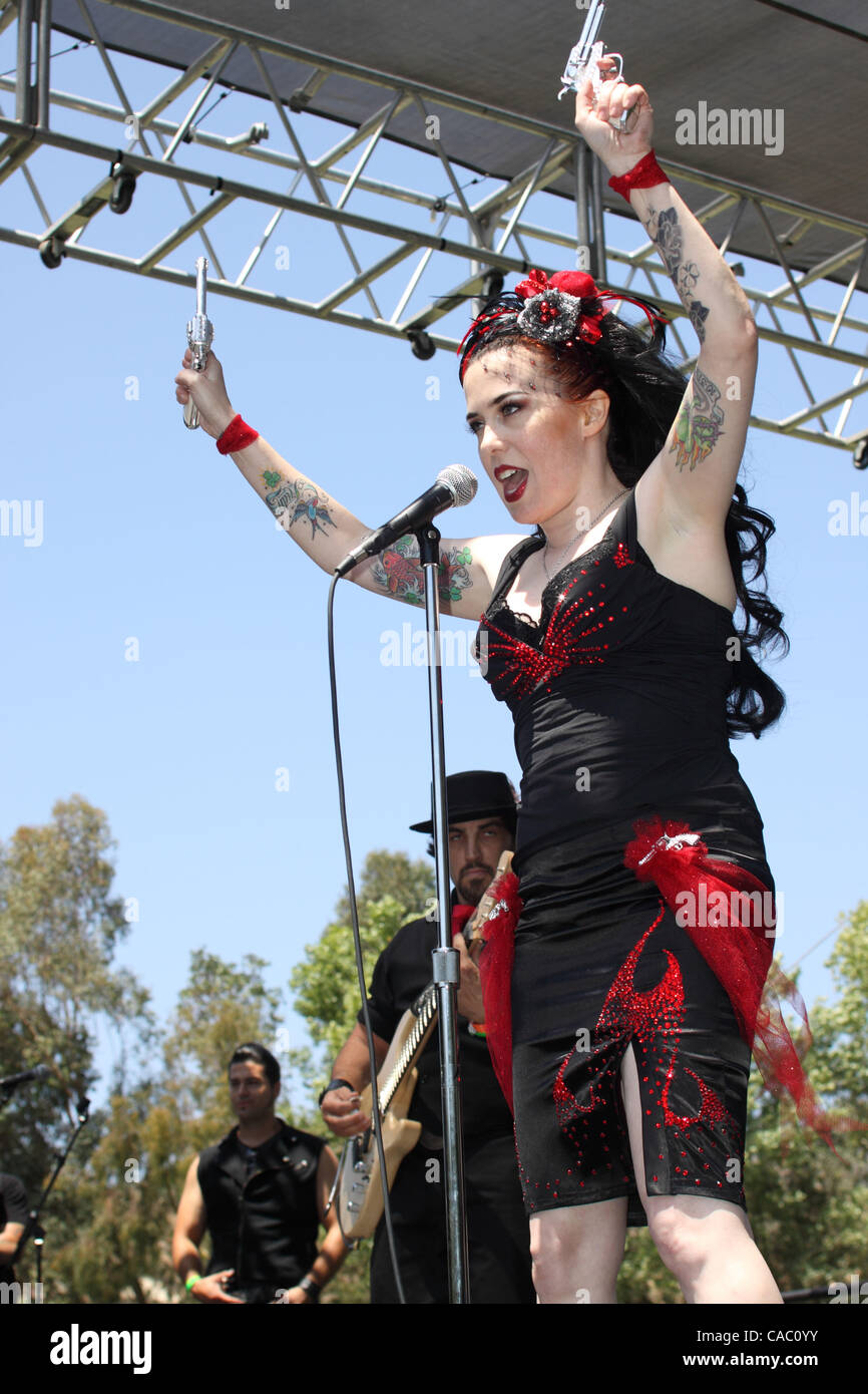 Rockabilly diva Devil Doll (Colleen Duffy), performing at the 16th ...