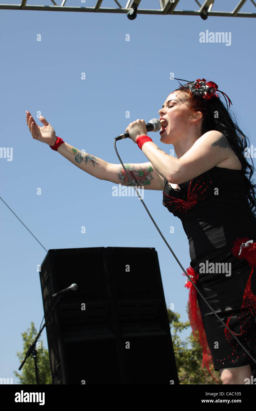 Rockabilly diva Devil Doll (Colleen Duffy), performing at the 16th ...