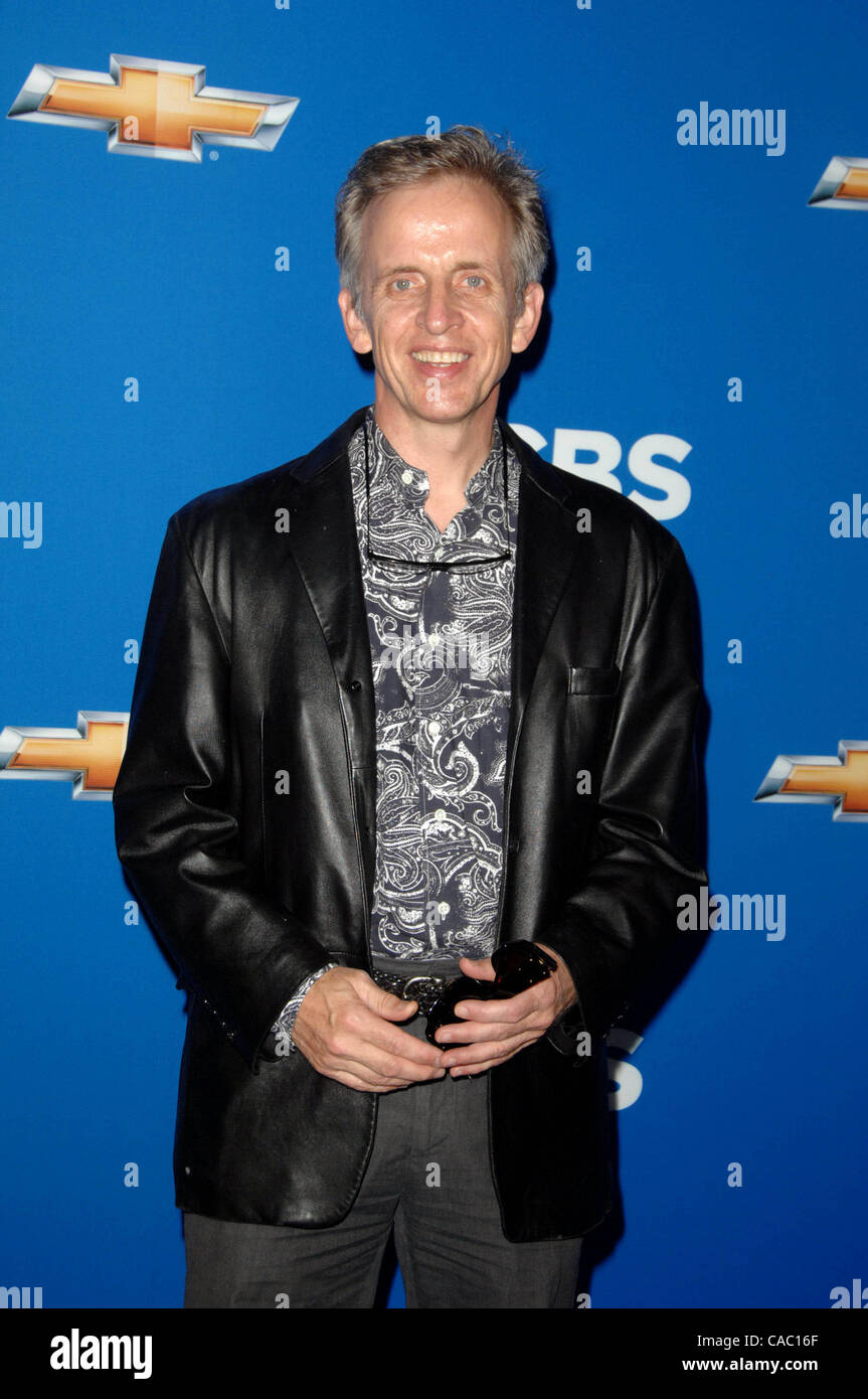 Robert joy cbs hi-res stock photography and images - Alamy