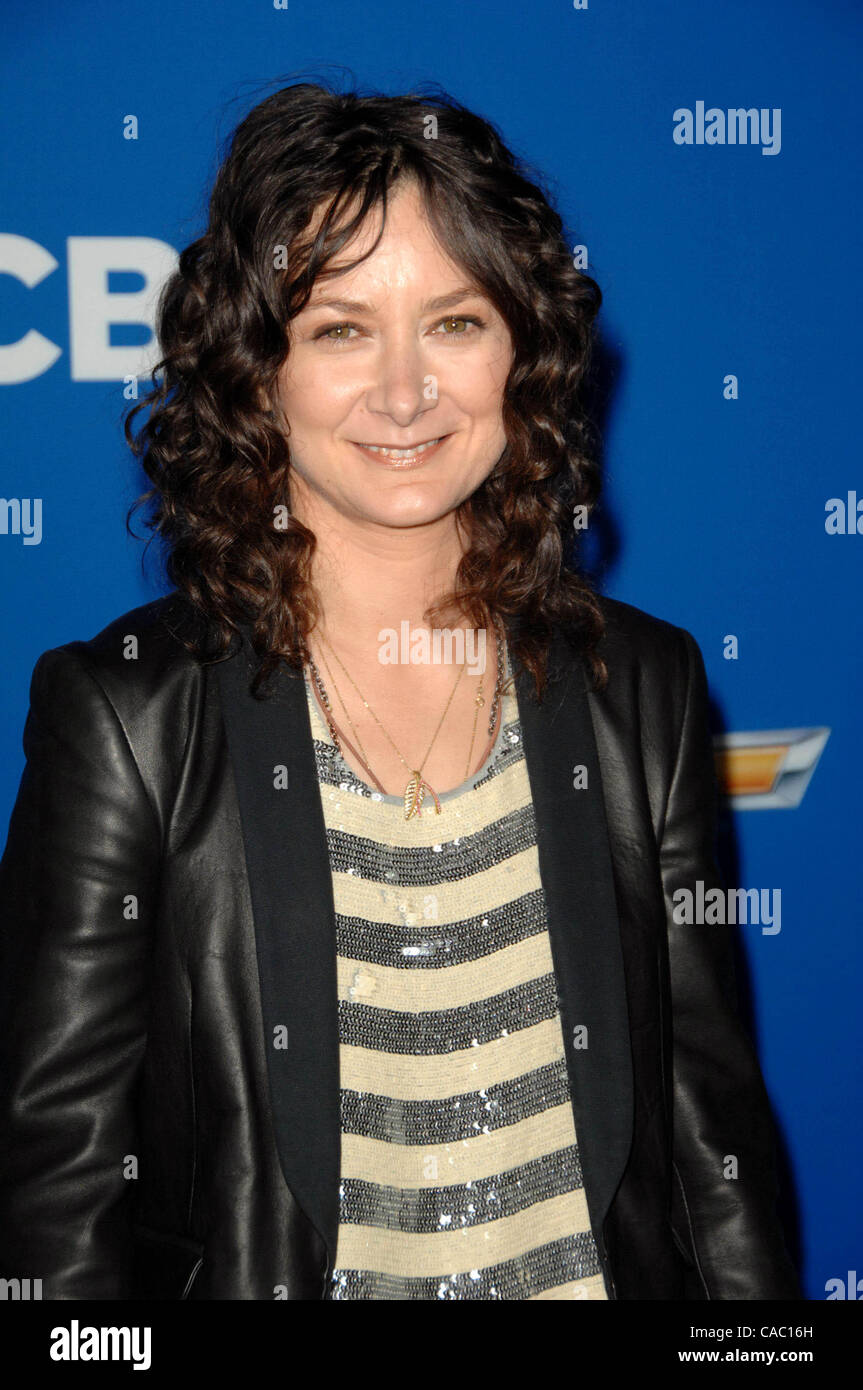Sara gilbert 2010 cbs hi-res stock photography and images - Alamy