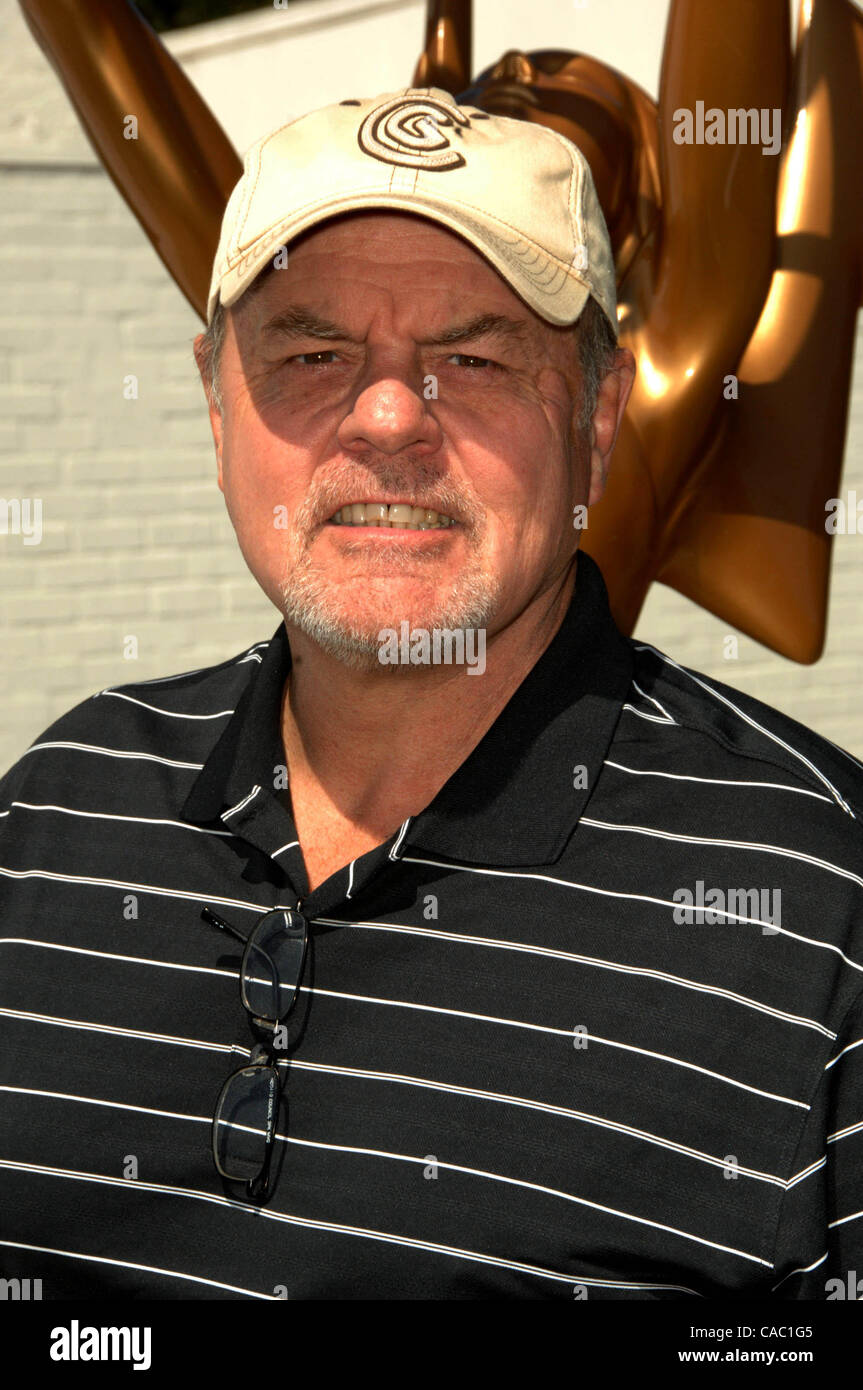 Michael ironside hi-res stock photography and images - Alamy