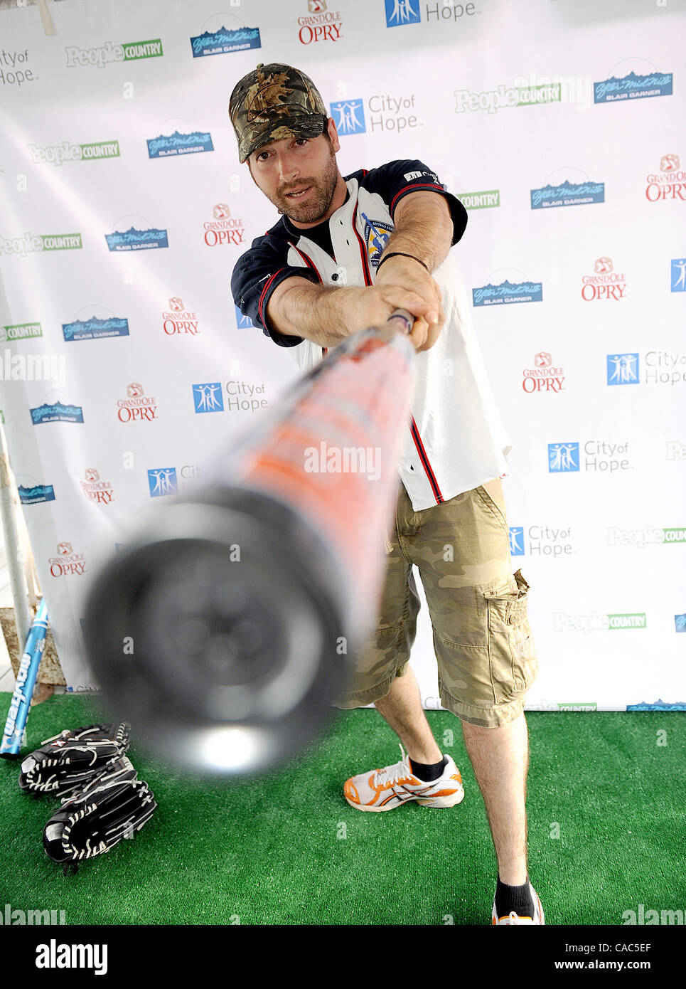 Josh thompson hi-res stock photography and images - Alamy