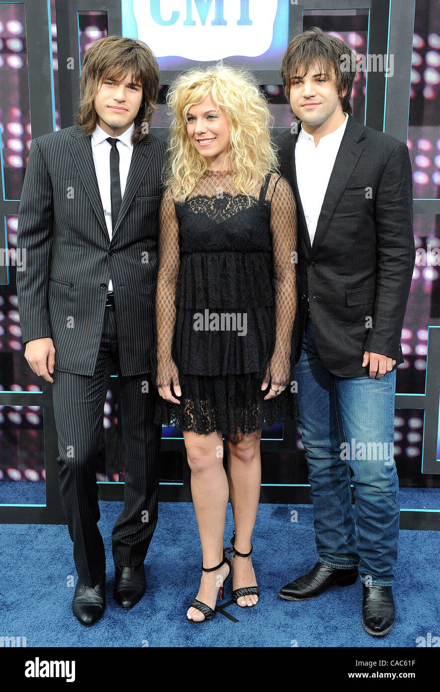 Jun 9, 2010 - Nashville, Tennessee; USA - Singers THE BAND PERRY ...