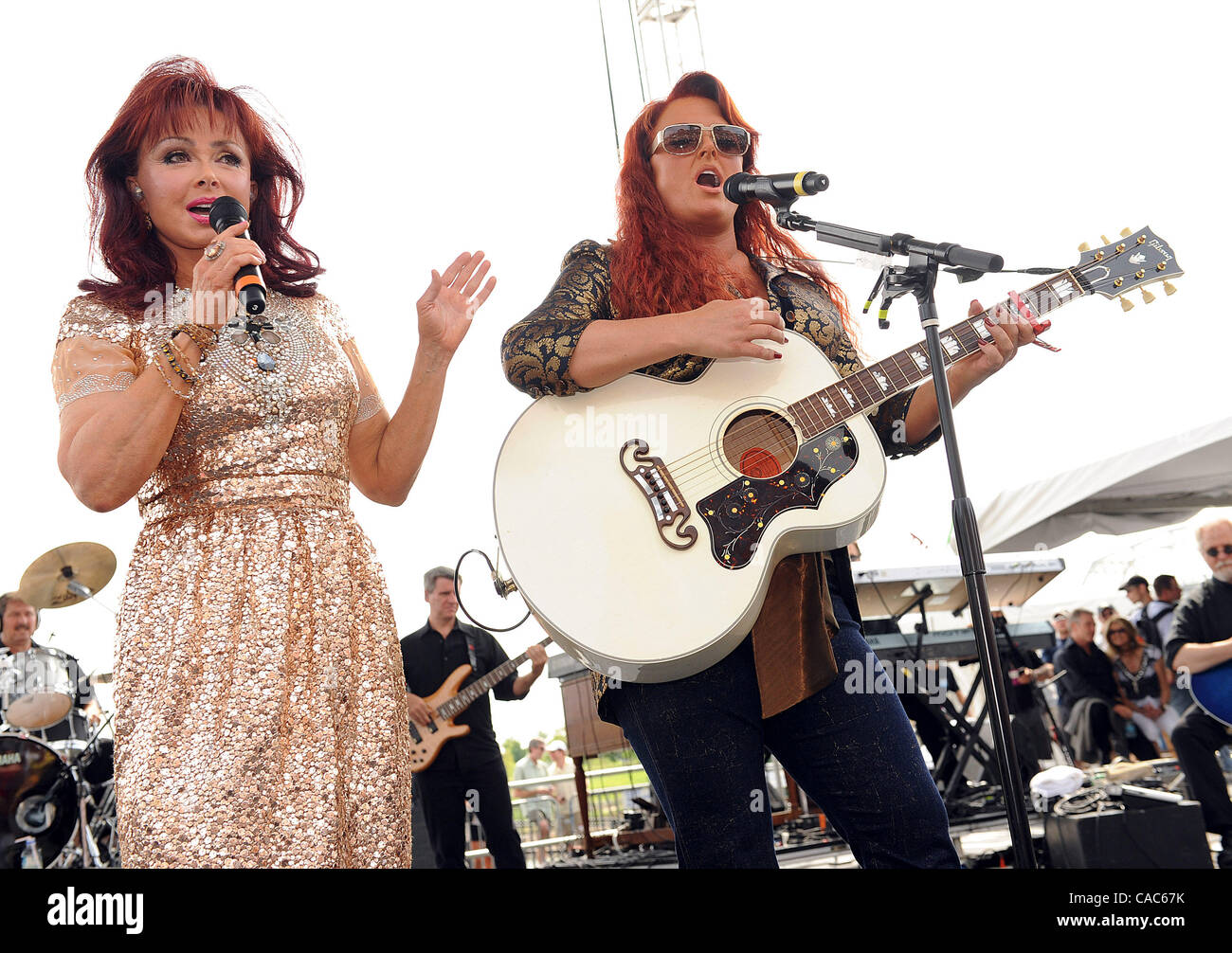 Jun 10, 2010 - Nashville, Tennessee; USA - Singer NAOMI JUDD and Singer ...