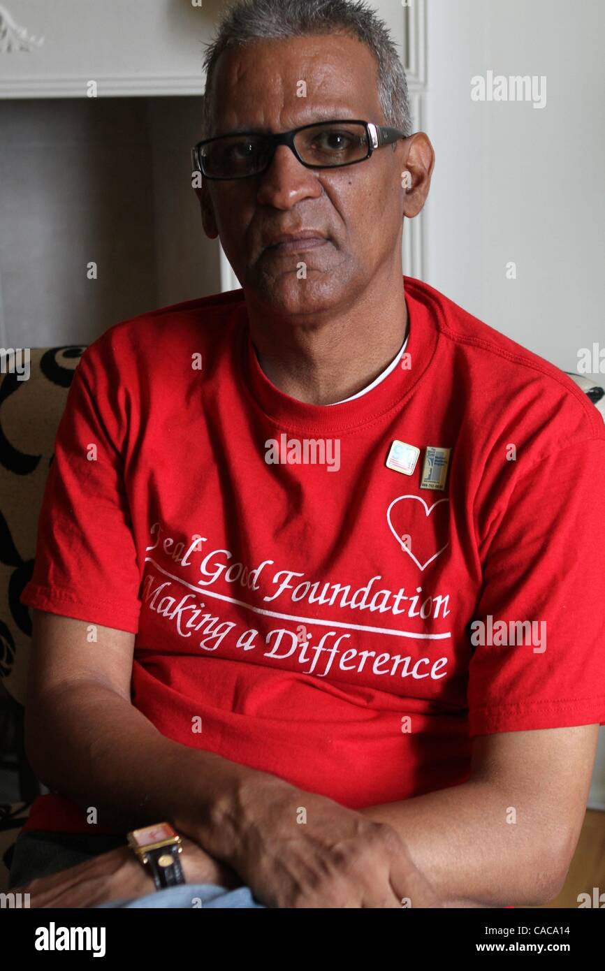 World trade center clean up hi-res stock photography and images - Alamy