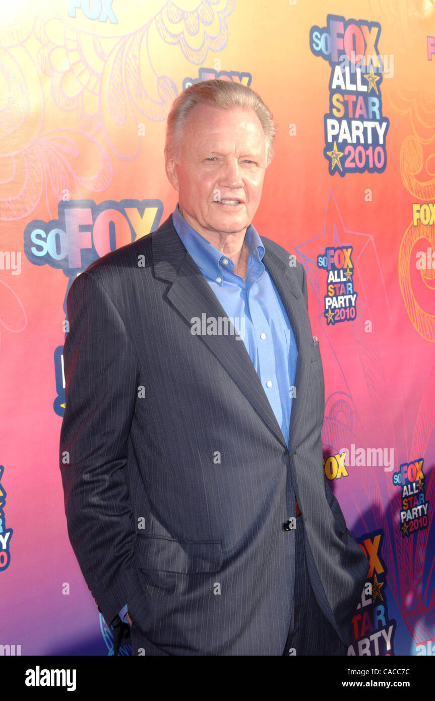 Aug. 02, 2010 - Los Angeles, California, U.S. - Jon Voight Attending ...
