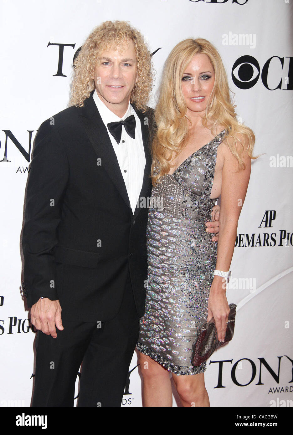 June 13, 2010 - New York, New York, U.S. - DAVID BRYAN and his wife ...