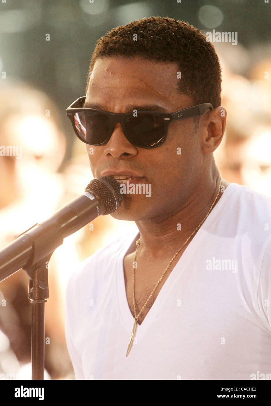 June 25, 2010 - New York, New York, U.S. - Singer MAXWELL performs on ...