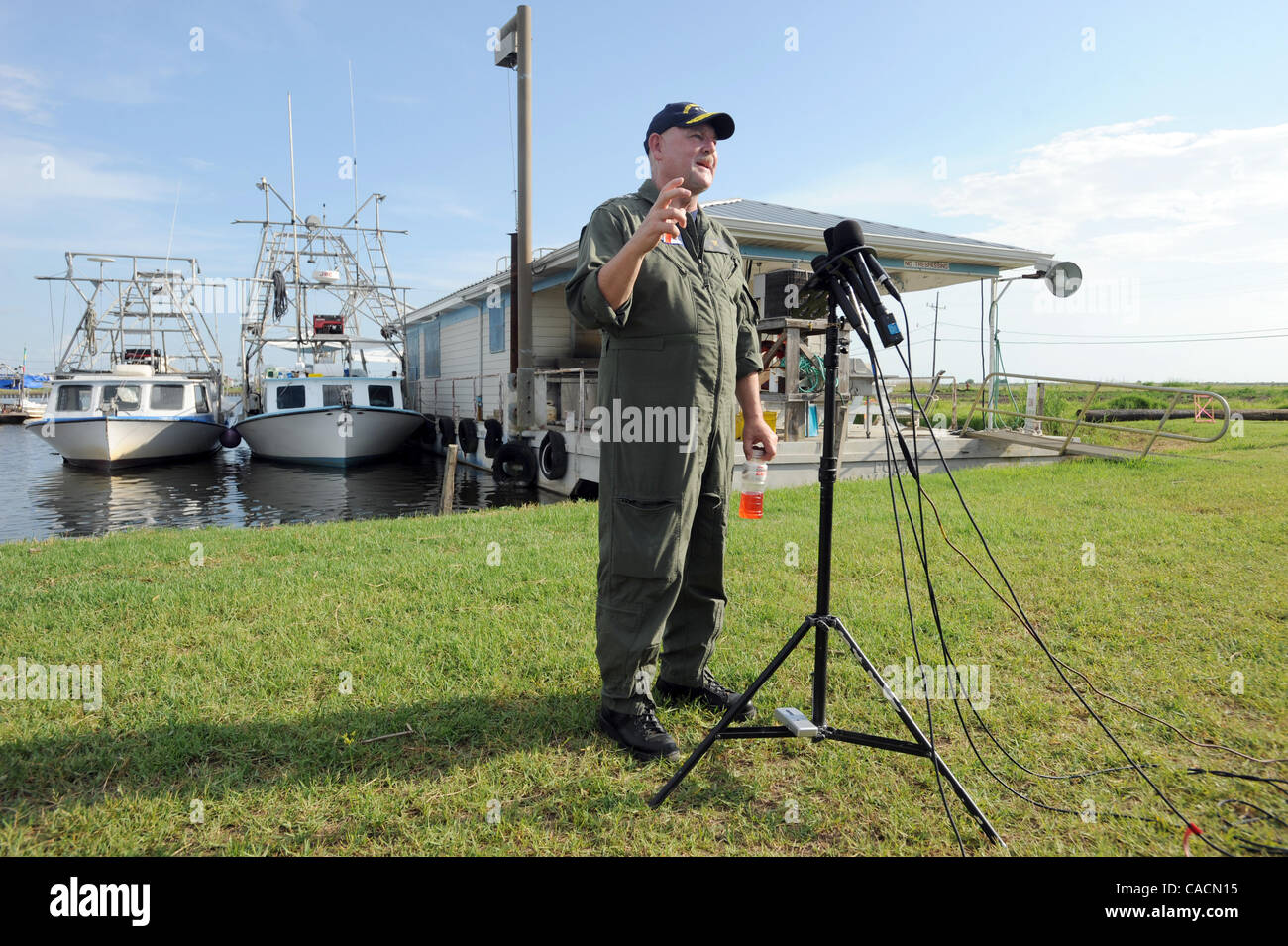Oil spill thad allen hi-res stock photography and images - Alamy
