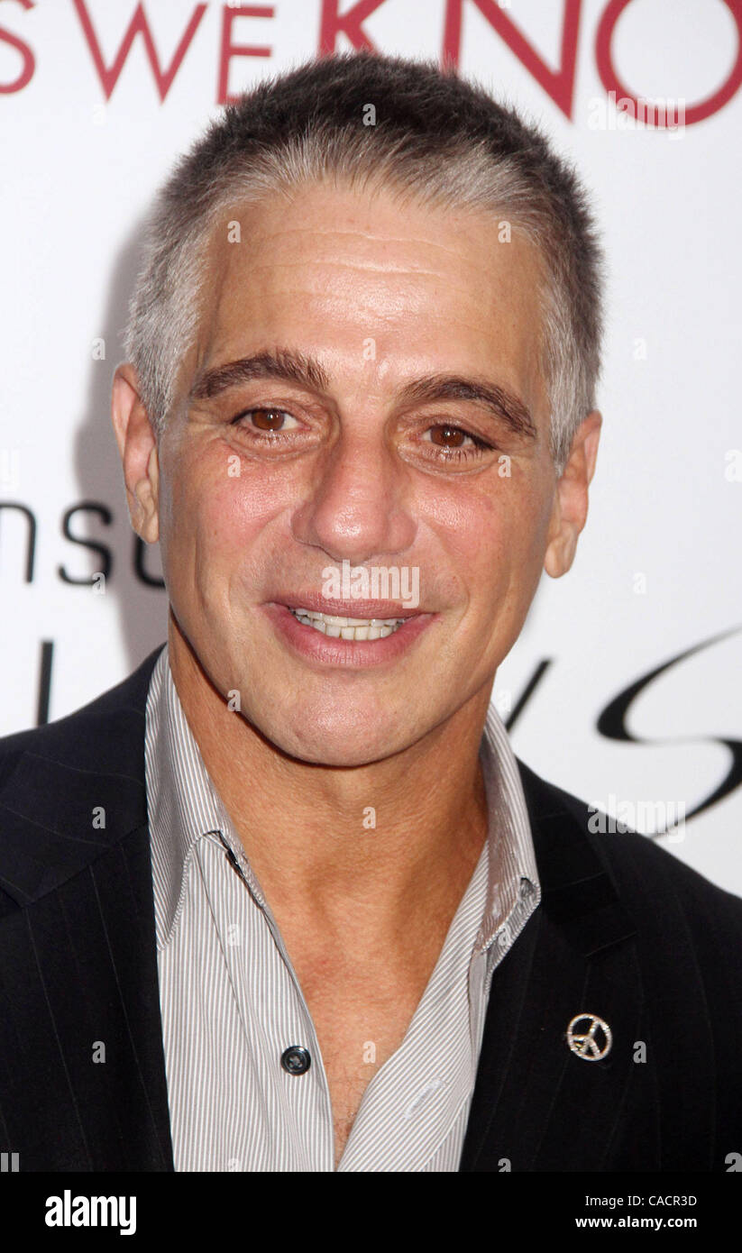 Actor tony danza hi-res stock photography and images - Alamy