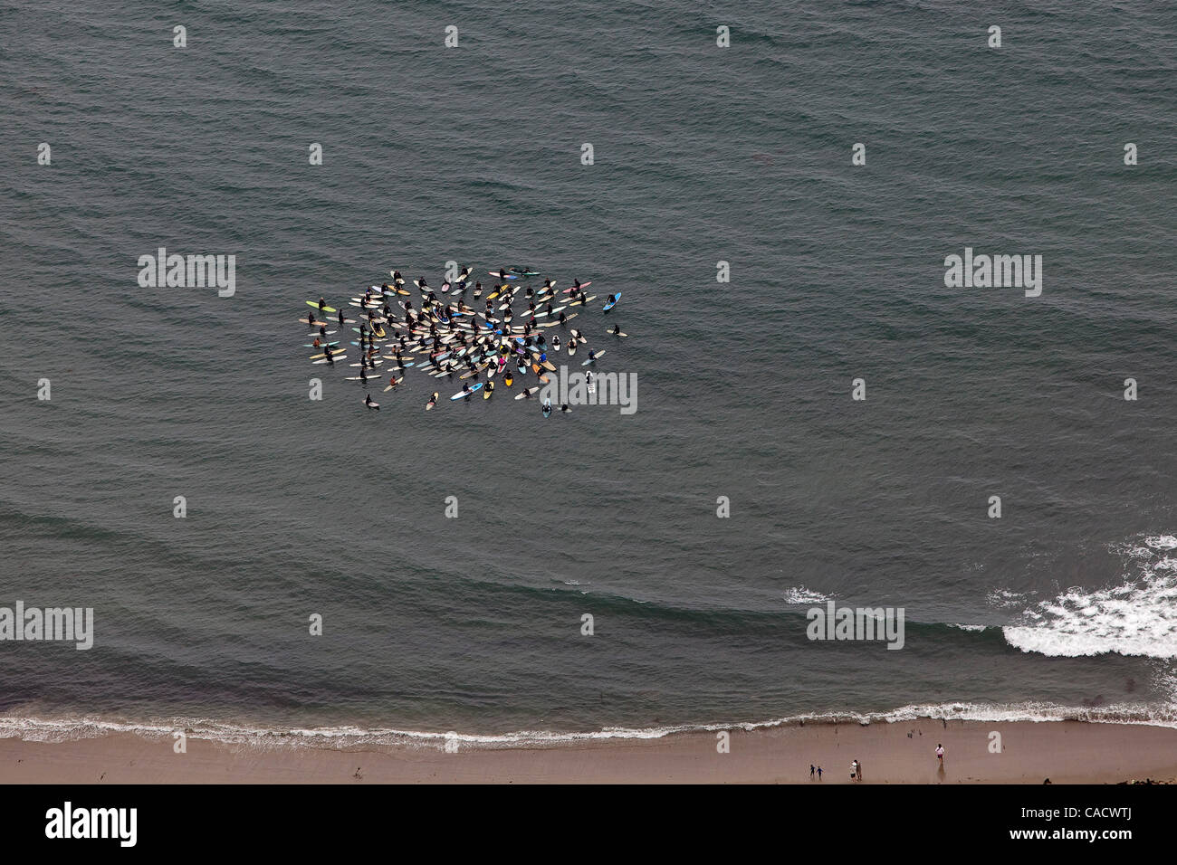 Surfer memorial service hi-res stock photography and images - Alamy