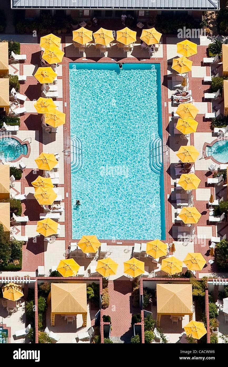 June 23, 2010 - Los Angeles, California, U.S. - Hotel pool area in ...
