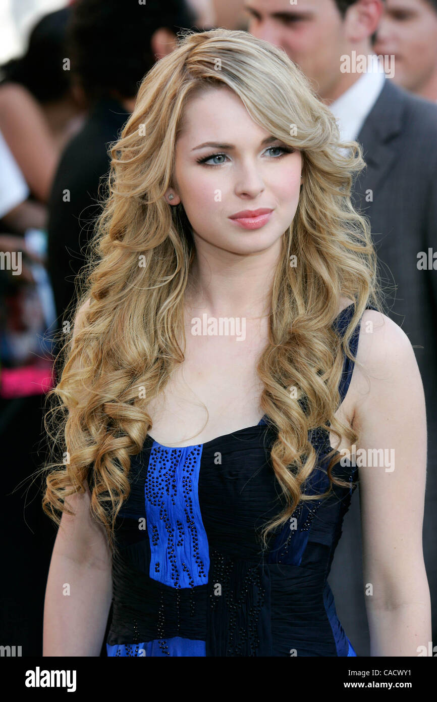 Kristen prout the twilight saga hi-res stock photography and images - Alamy