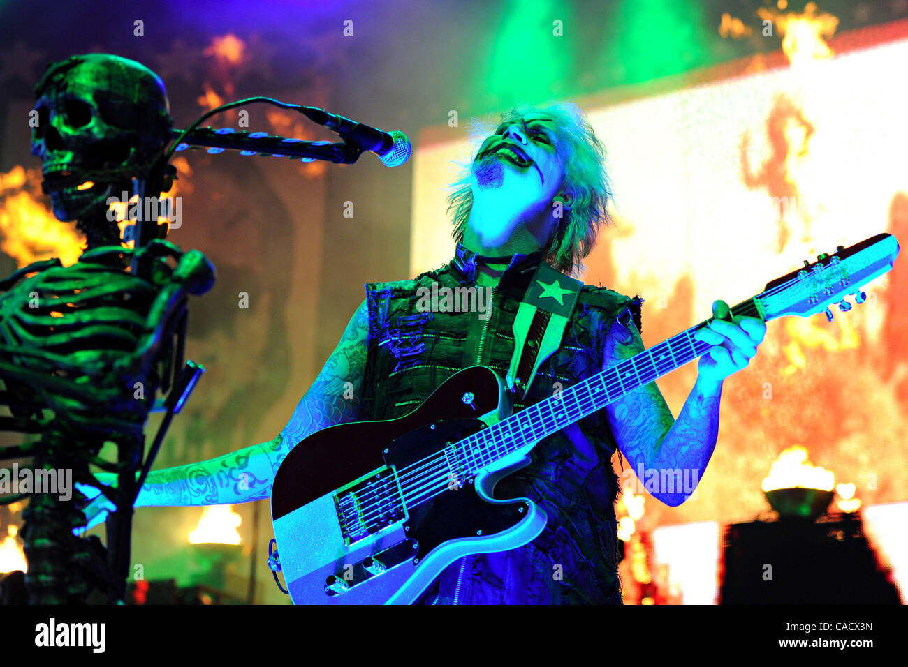 Jul 21, 2010 - Cincinnati, Ohio, U.S. - JOHN LOWERY better known as ...