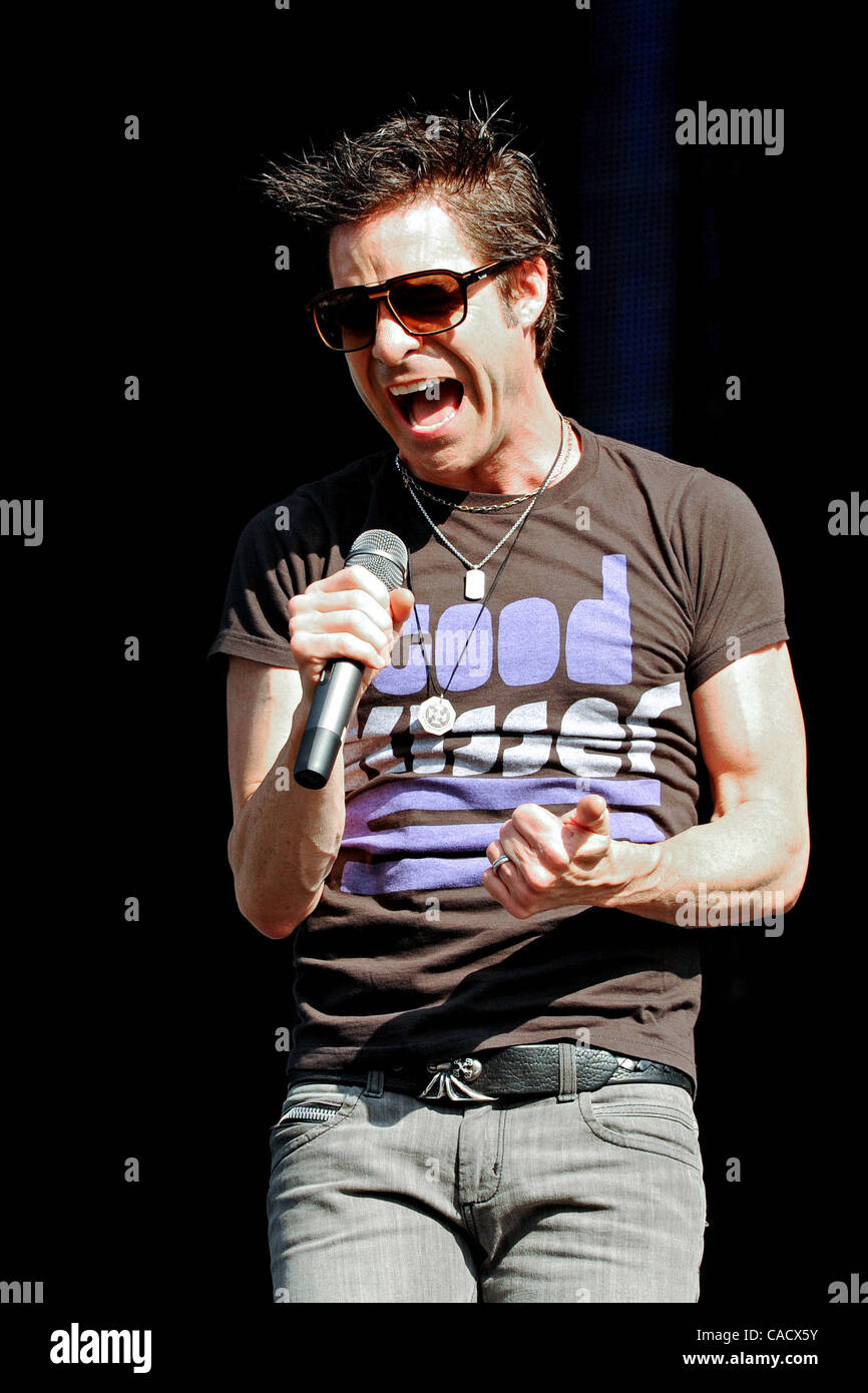 Patrick monahan hi-res stock photography and images - Alamy
