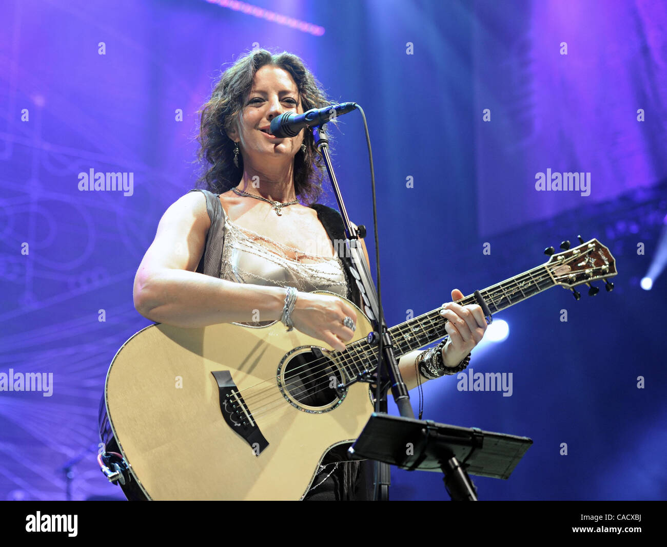 Jul 27, 2010 - Cleveland, Ohio, U.S. - Singer/guitarist SARAH MCLACHLAN ...