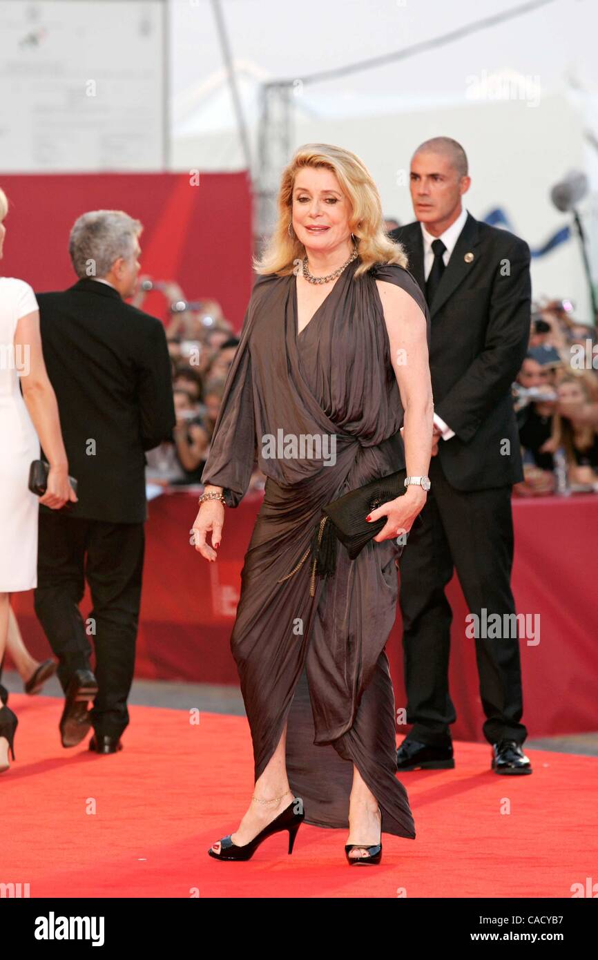 Catherine deneuve potiche hi-res stock photography and images - Alamy