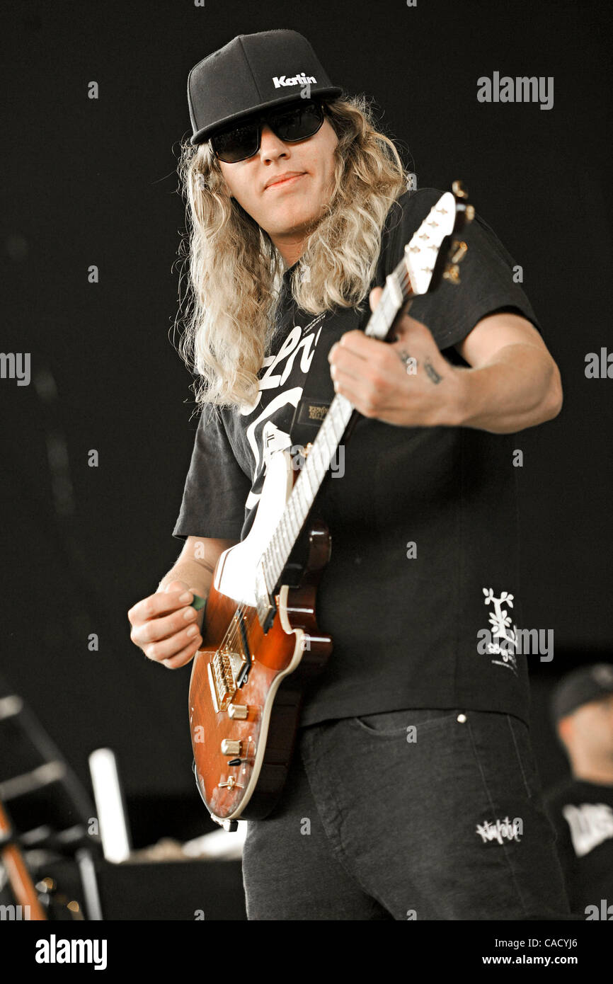 Jared watson of dirty heads hi-res stock photography and images - Alamy