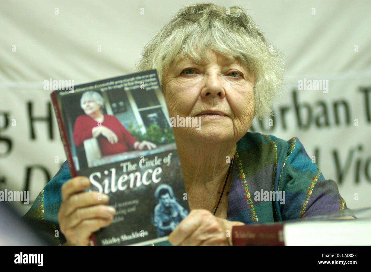 Shirley Shackleton of Australia, and wife of late journalist Greg ...