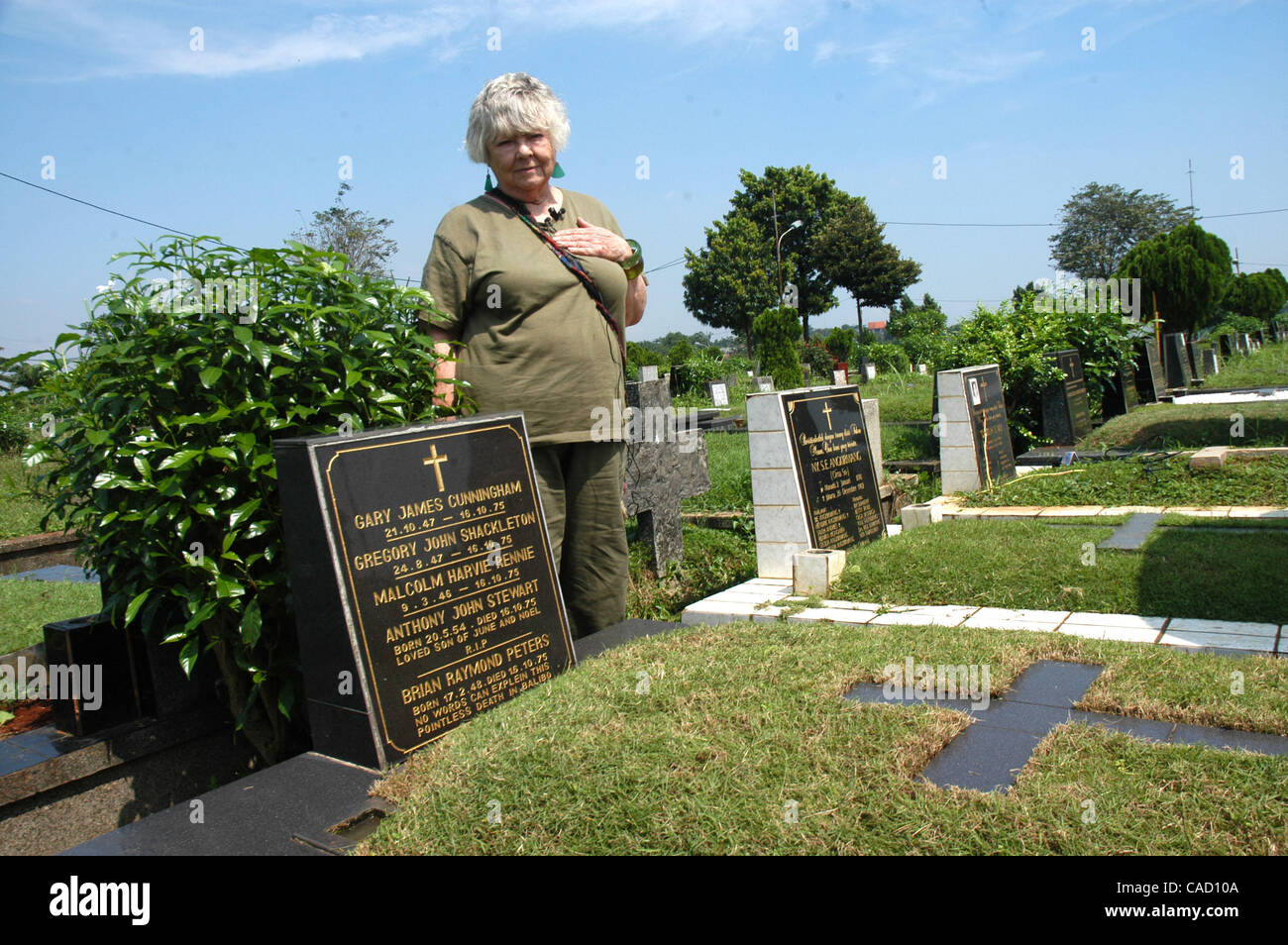 Australian Shirley Shackleton, wife of late Australian journalist Greg ...