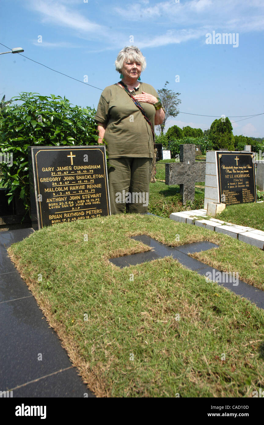 Australian Shirley Shackleton, wife of late Australian journalist Greg ...