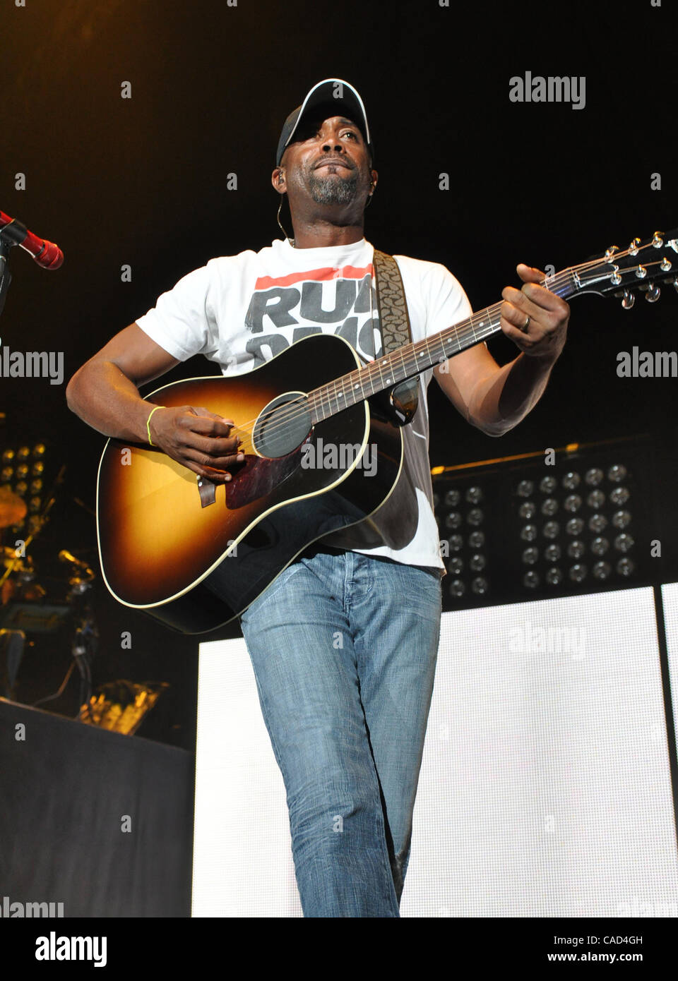 Aug 28, 2010 - Raleigh, North Carolina USA Singer DARIUS RUCKER ...
