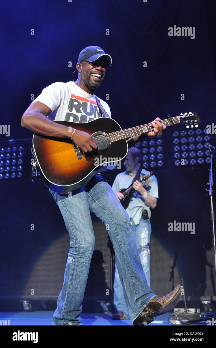 Aug 28, 2010 - Raleigh, North Carolina USA Singer DARIUS RUCKER ...