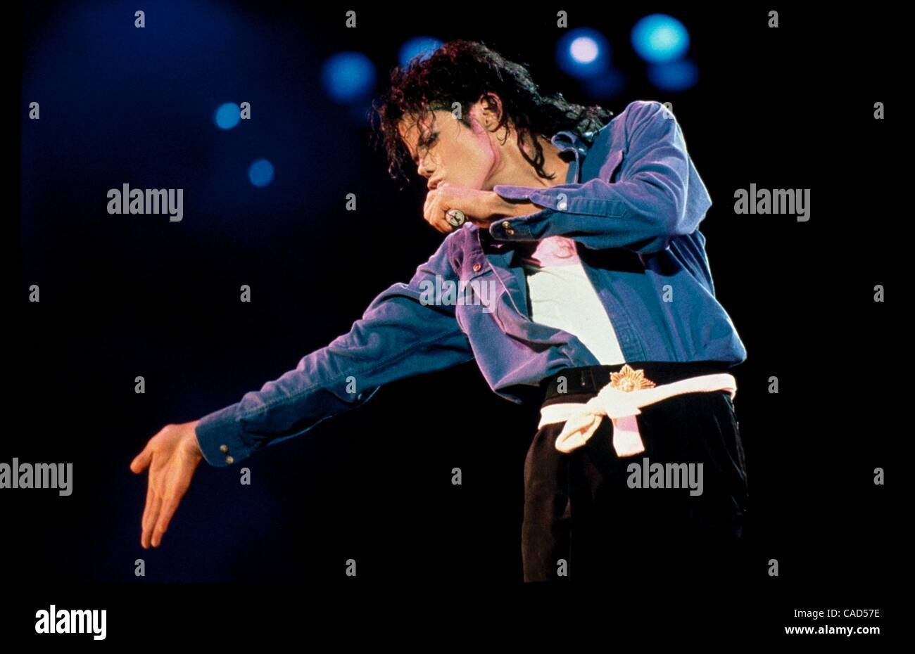 Michael jackson studio recording hi-res stock photography and images ...