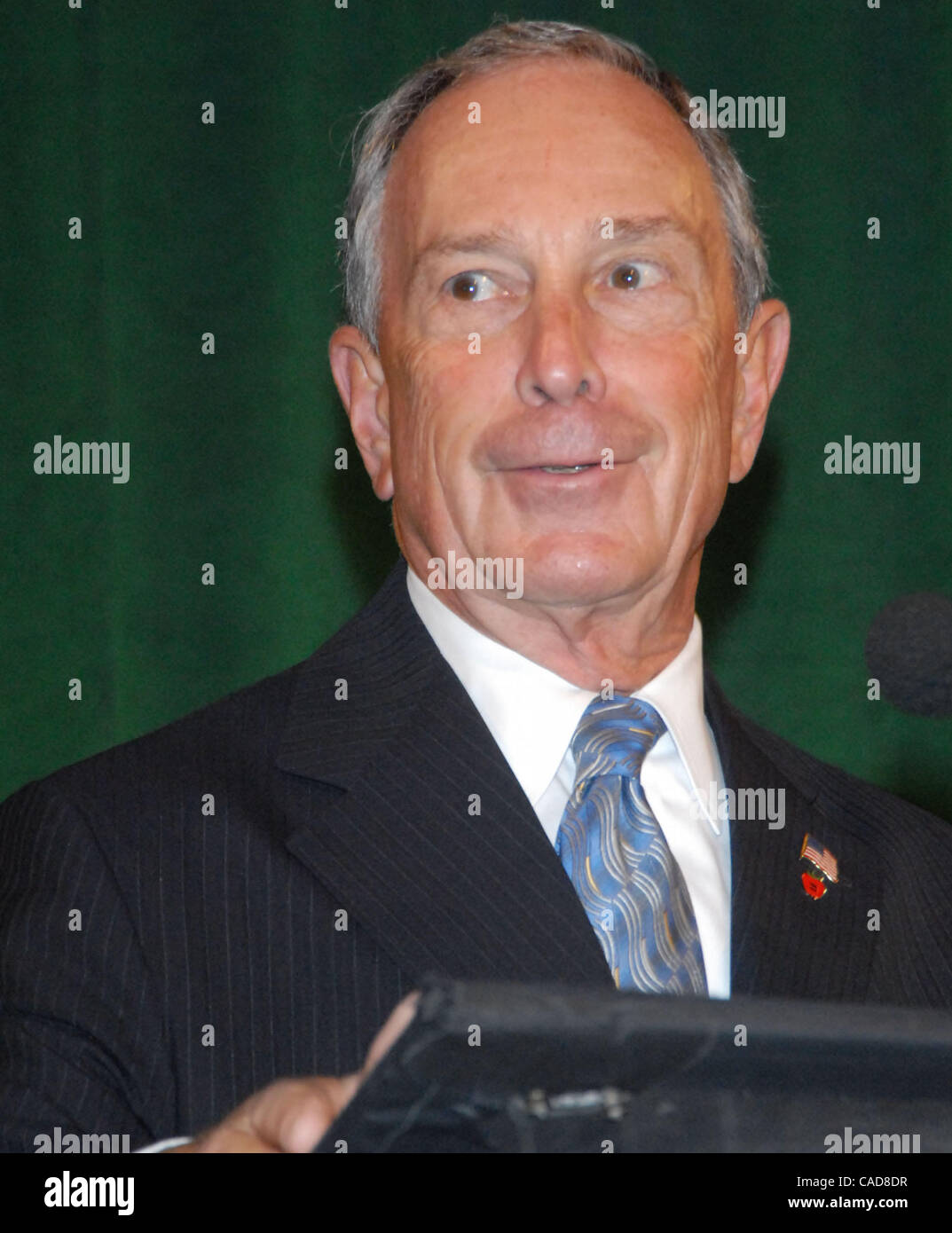 Mayor mike bloomberg hi-res stock photography and images - Alamy