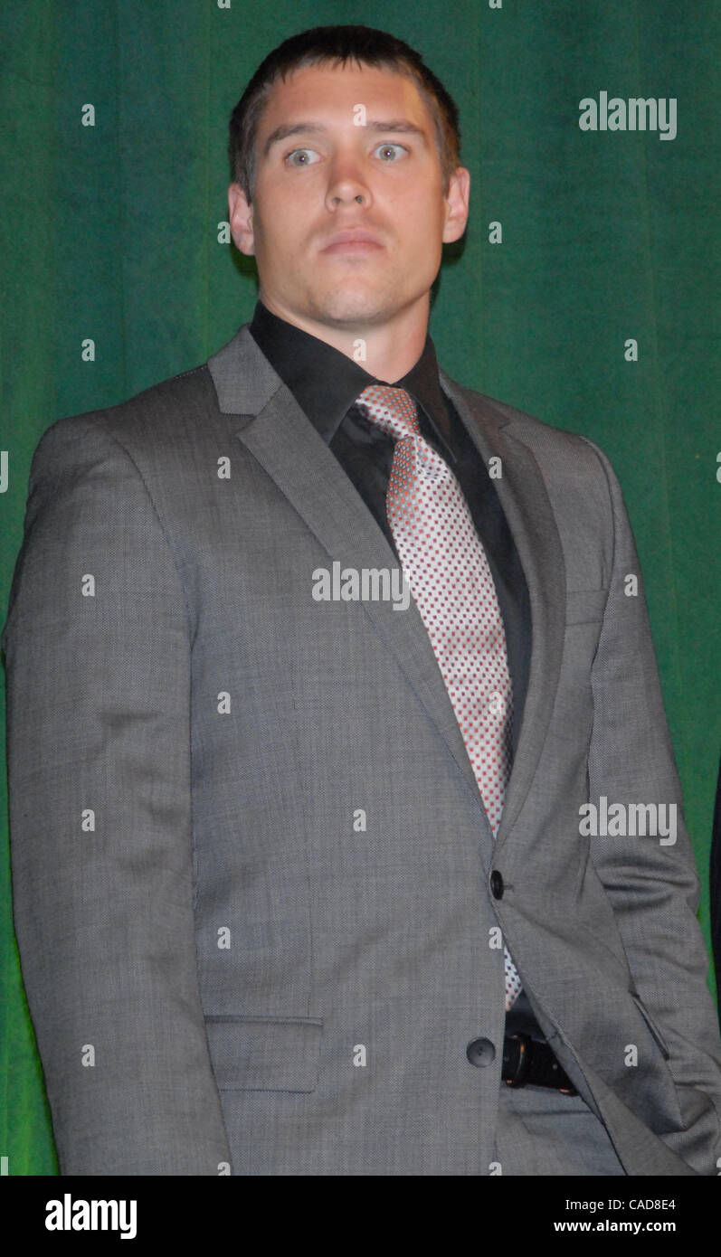 Jim leonhard hi-res stock photography and images - Alamy