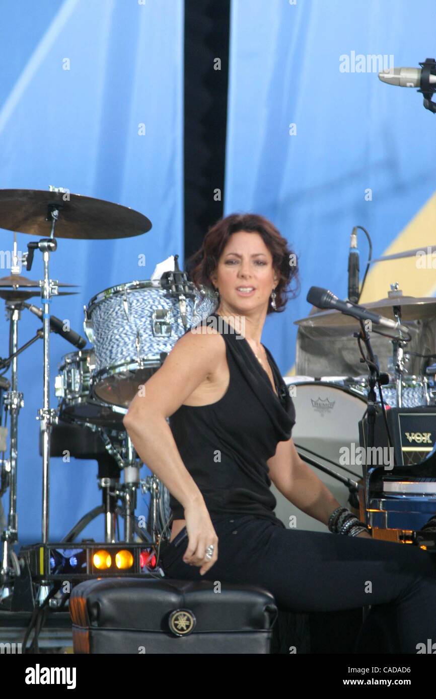 June 11, 2010 - New York, New York, U.S. - SARAH MCLACHLAN. performing ...