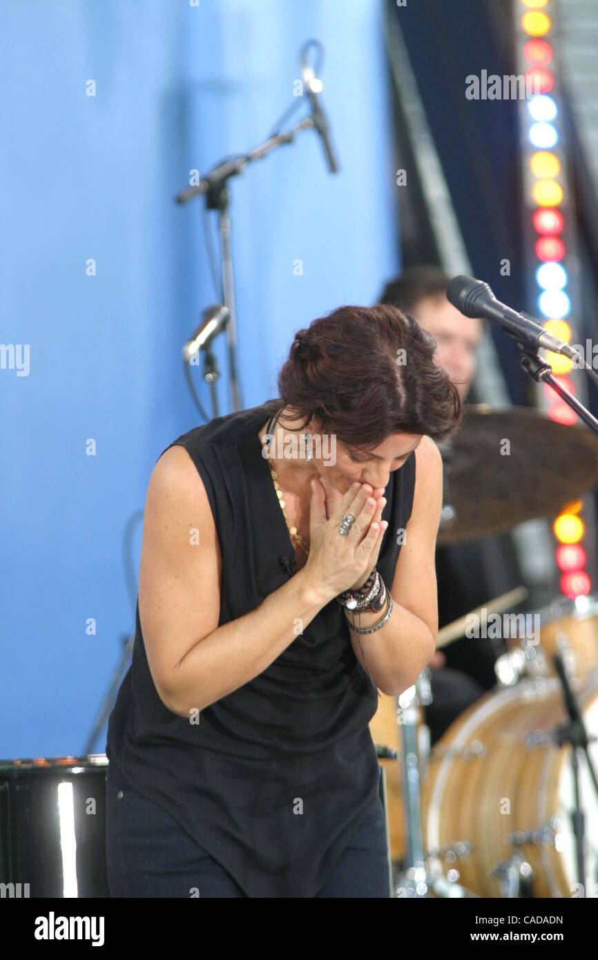 June 11, 2010 - New York, New York, U.S. - SARAH McLACHLAN. performing ...