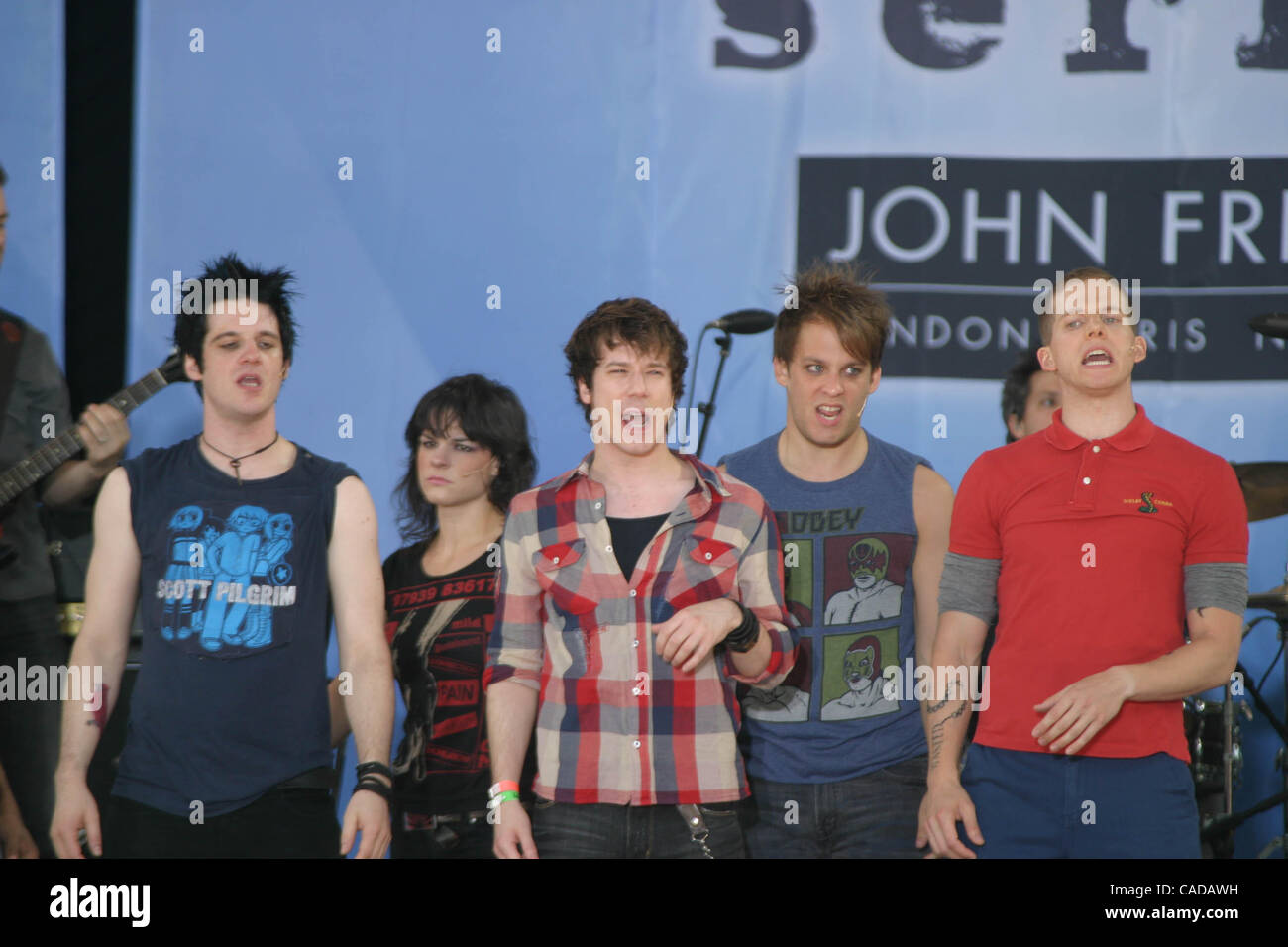 July 16, 2010 - New York, New York, U.S. - Cast of American Idiot ...