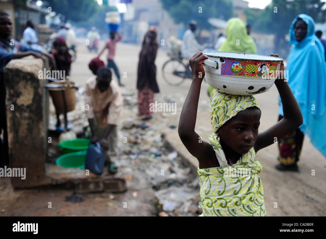 Neighborhood drainage ditch hi-res stock photography and images - Alamy