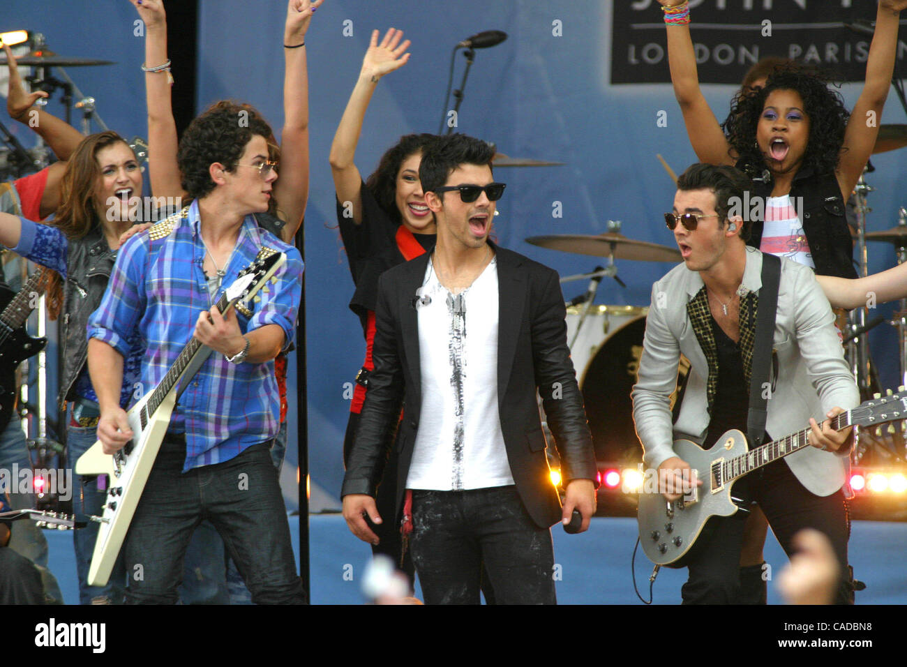 Joe jonas camp rock hi-res stock photography and images - Alamy