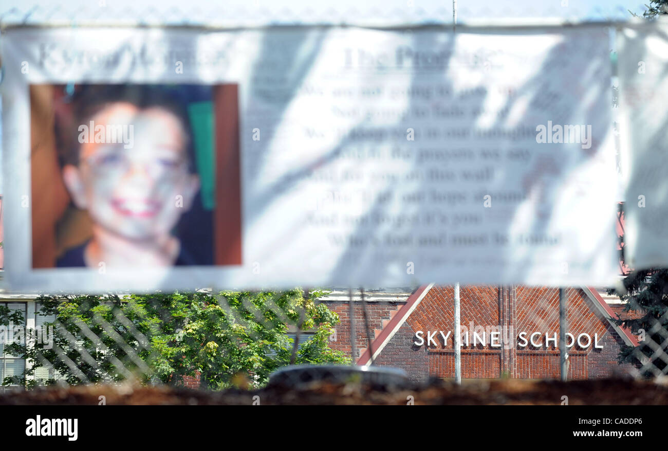 Aug 11, 2010 - Portland, Oregon, USA - A banner with a photograph of ...