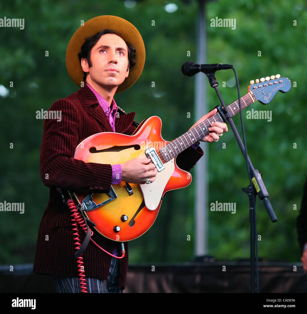 Sep 04, 2010 - Seattle, Washington, U.S. - PETE MOLINARI from Kent ...