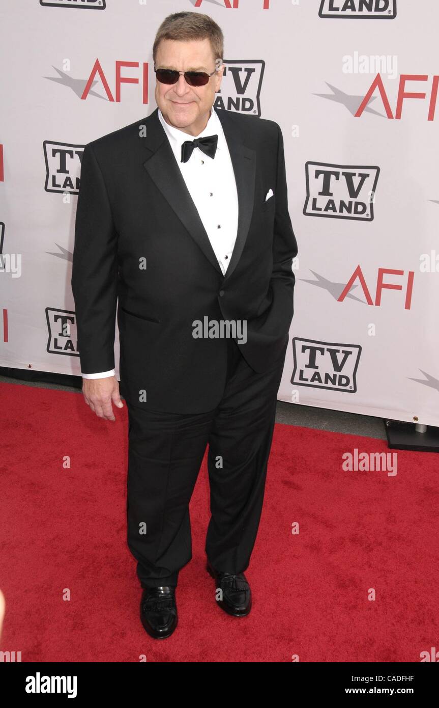 Jun 10, 2010 - Los Angeles, California, USA - Actor JOHN GOODMAN at the ...
