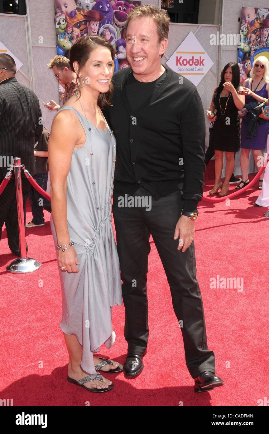 Tim Allen And Wife High Resolution Stock Photography and Images - Alamy