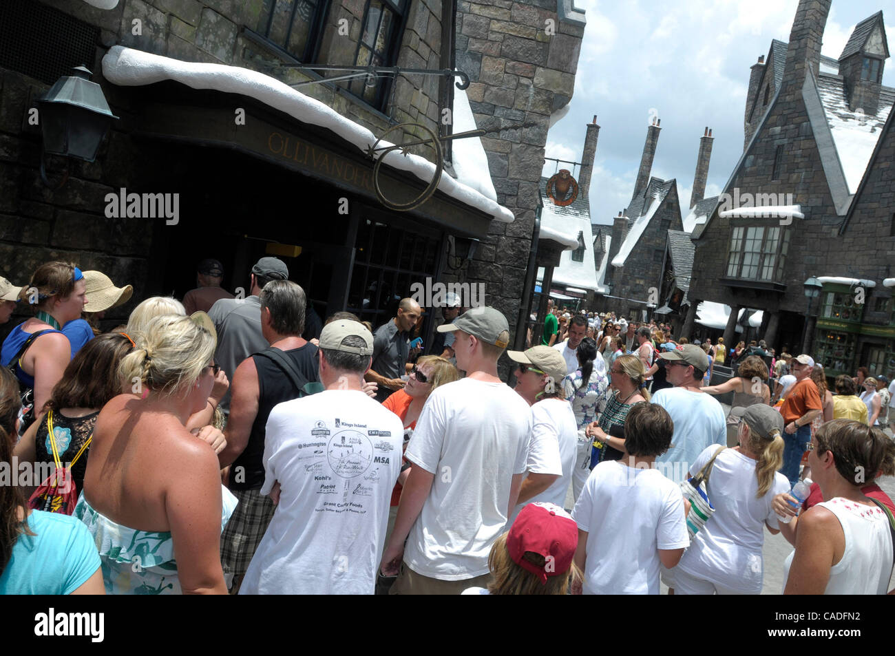 Ollivanders harry potter hi-res stock photography and images - Alamy