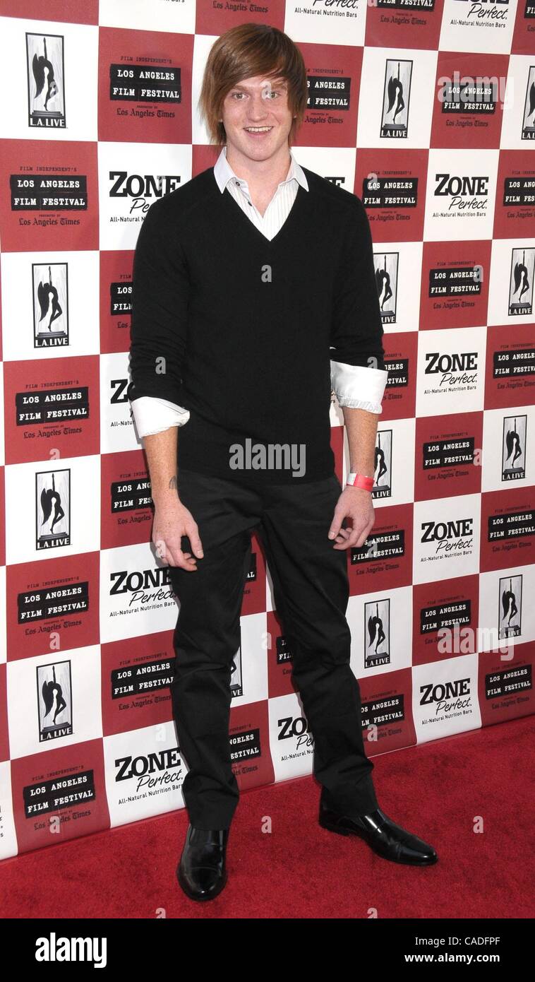 Jun 17, 2010 - Los Angeles, California, USA - Actor EDDIE HASSELL at ...