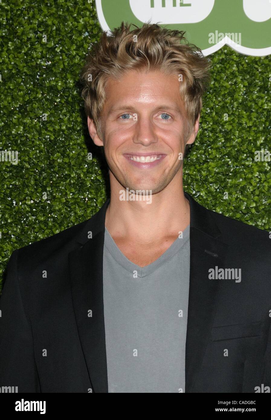 Matt barr 2010 cbs hi-res stock photography and images - Alamy