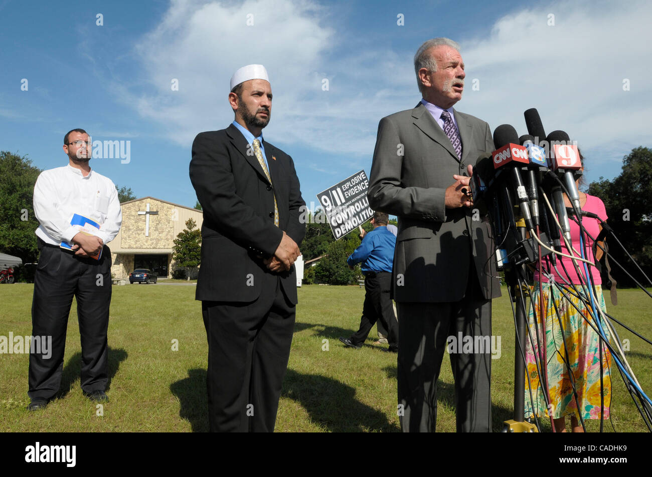 Terry jones pastor hi-res stock photography and images - Alamy